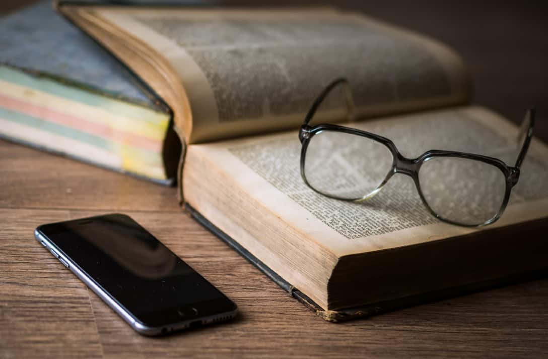 The Value of Reading Print Over Digital Soft Copy - Replica Printing